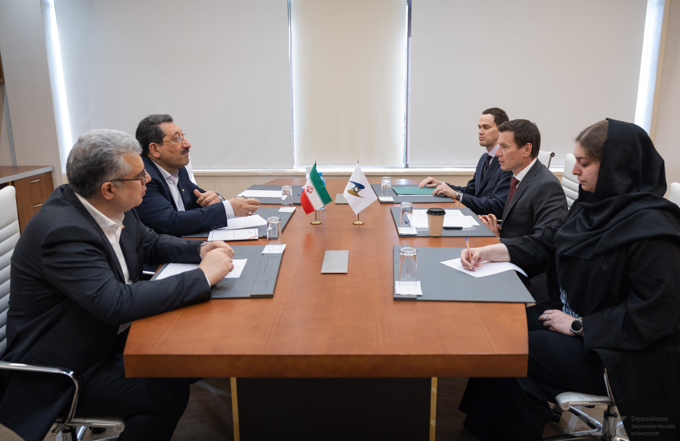 Андрей Слепнев обсудил с министром промышленности, рудников и торговли ...